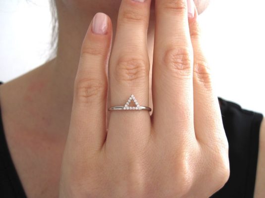 Triangle Diamond Engagement Ring, White Gold Triangle Diamond Ring | Benati