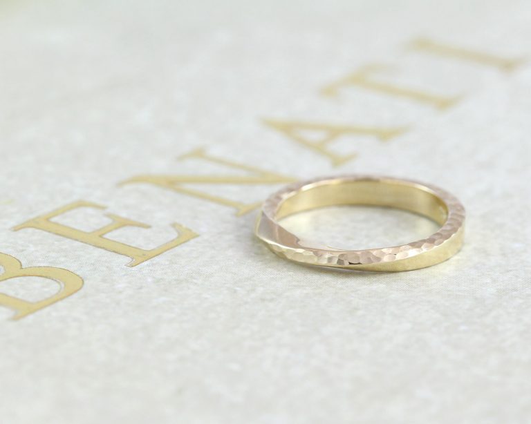 The Mobius Ring | Benati