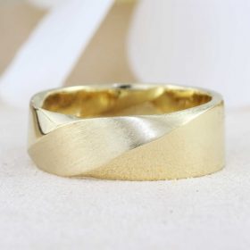 Wide Mens Gold Wedding Band, 8 mm Mobius Mens Wedding Ring | Benati