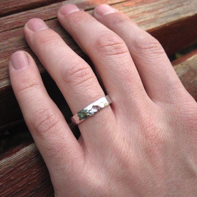 Hammered Gold Mens Wedding Band, Hammered Wedding Ring | Benati