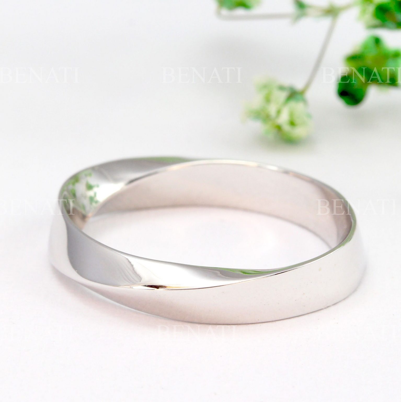 Mobius Wedding Band, 4mm Wedding Mobius Band | Benati