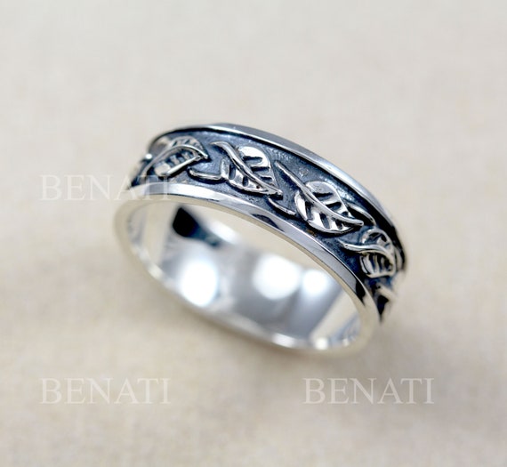 Mens Wedding Band, Silver Unique Rustic Wedding Band, 7 mm Wide Wedding ...